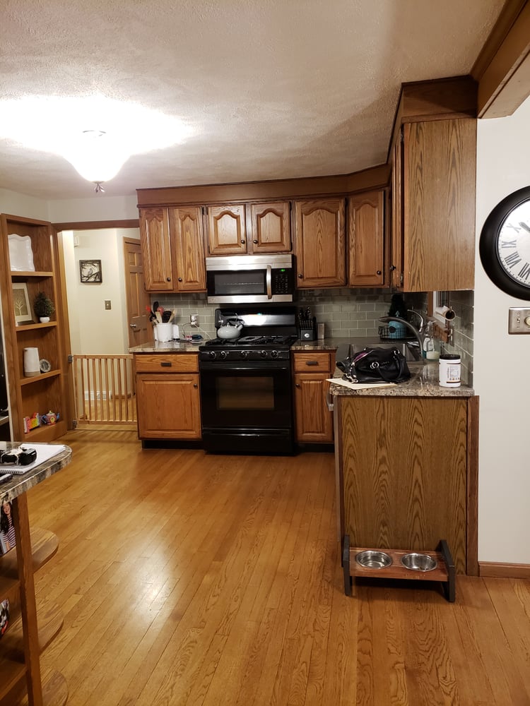 Before & After: Astonishing Two-Tone Kitchen Transformation